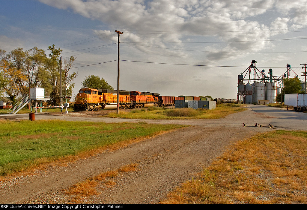 BNSF 9908 Leads H-KCKWLM1-01